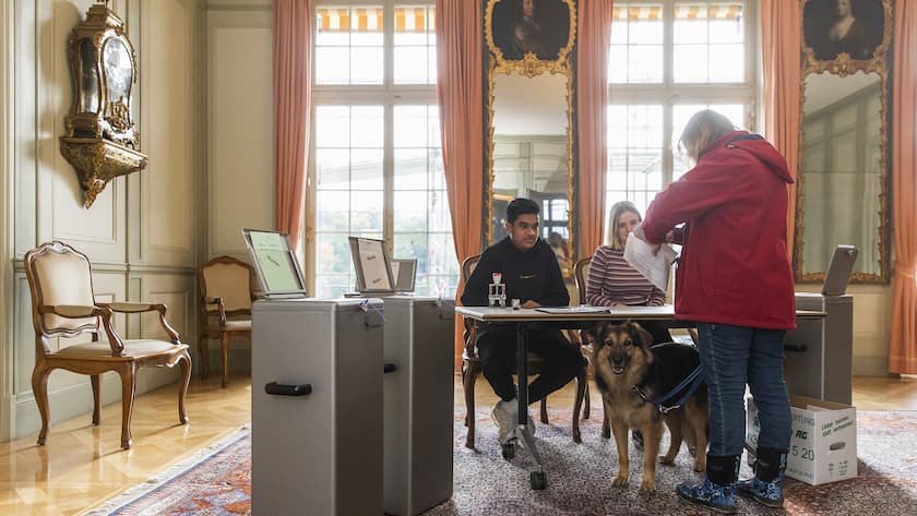 Wer darf abstimmen und wählen in der Schweiz? Infos zur Demokratie ...